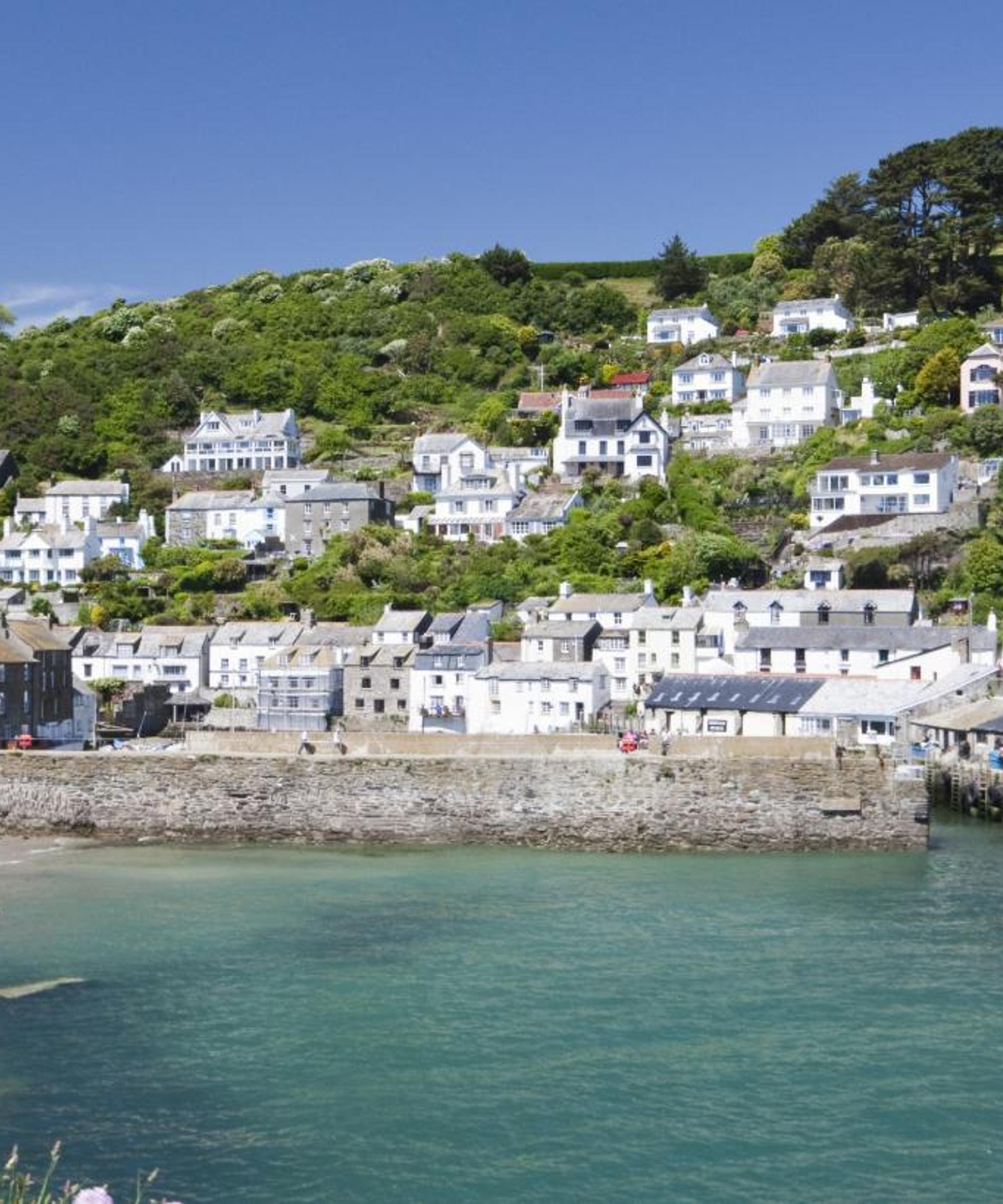 Book cheap flights to Cornwall – Booking.com