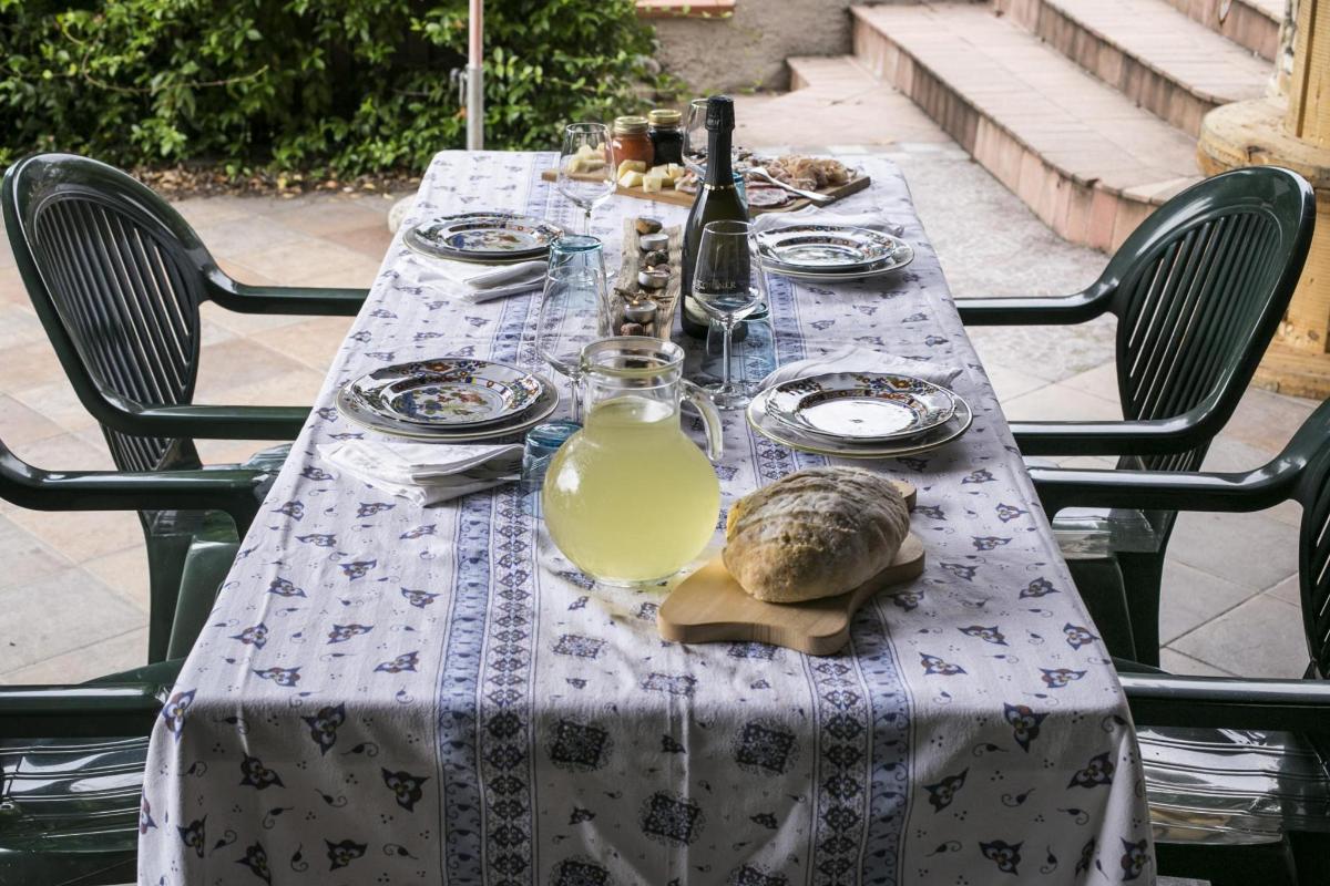 Lezione di cucina pratica condivisa a Como con un cuoco casalingo ...